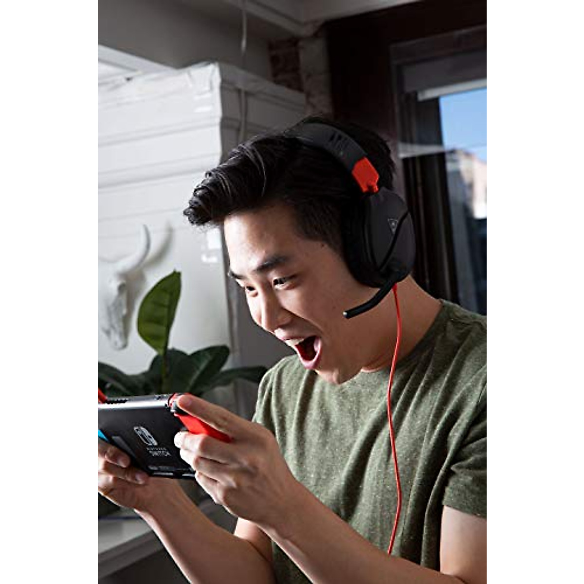 Turtle Beach Recon 70 Gaming Headset for Nintendo Switch, Xbox Series X, S, Xbox One, PS5, PS4, PlayStation, Mobile, & PC with 3.5mm - Flip-to-Mute Mic, 40mm Speakers - Black