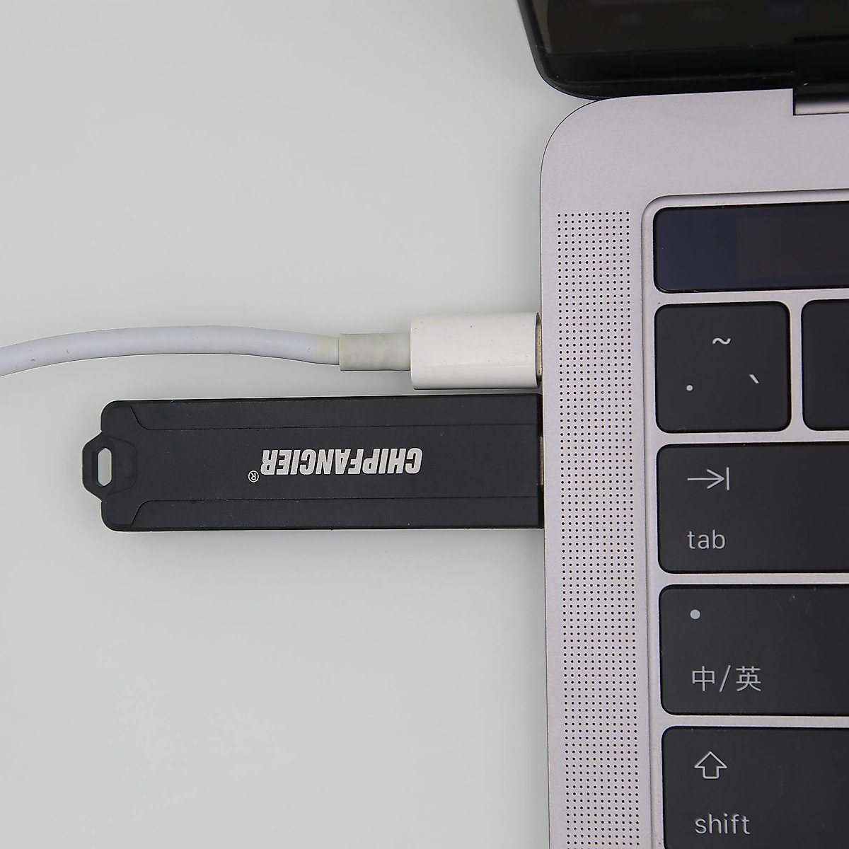 CHIPFANCIER Thunderbolt3 USB3.1 GEN2 Type-C Solid State SSD Windows to GO WTG USB Flash Drive MAC&PC (256GB)