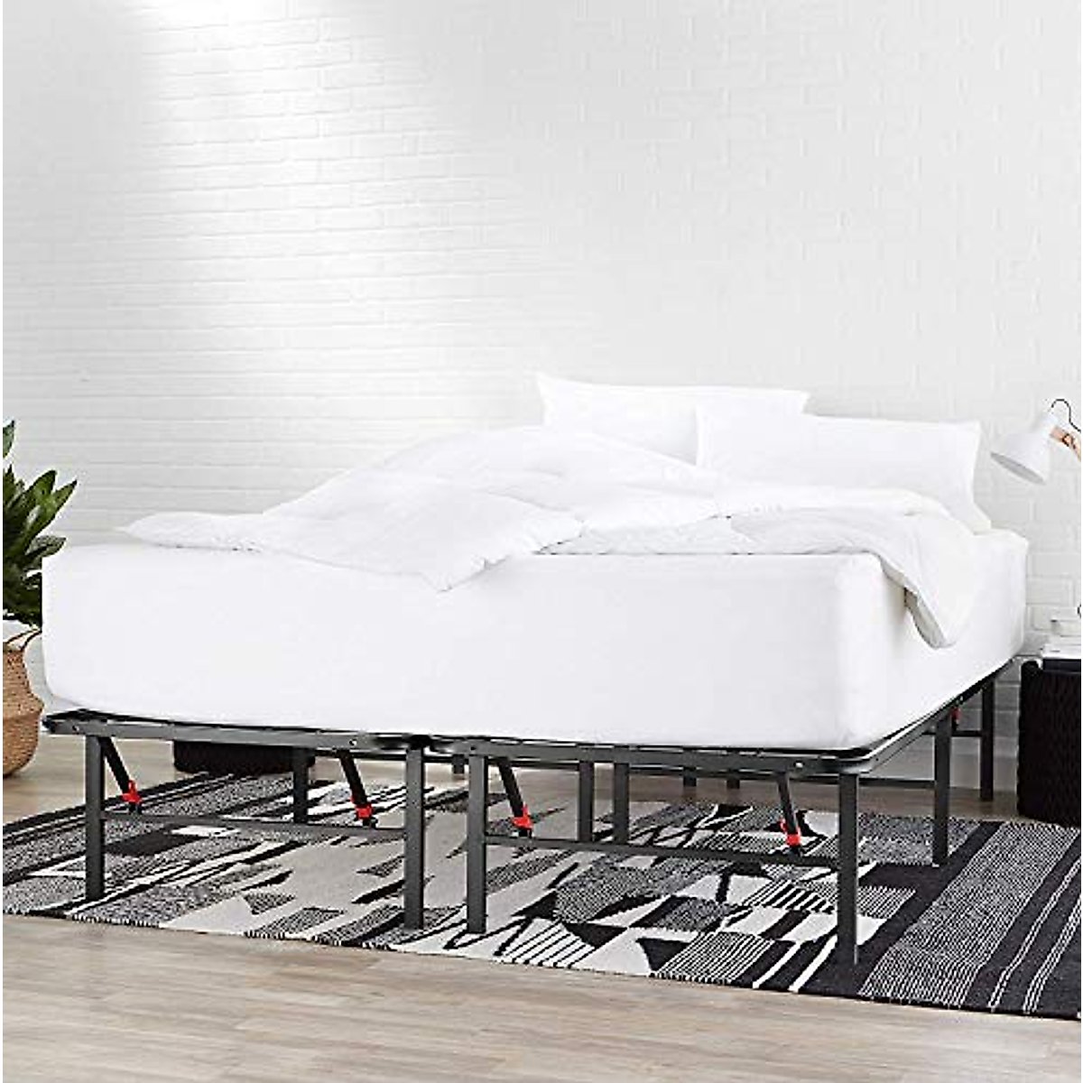 Amazon Basics Foldable Metal Platform Bed Frame with Tool Free Setup, 14 Inches High, Twin XL, Black