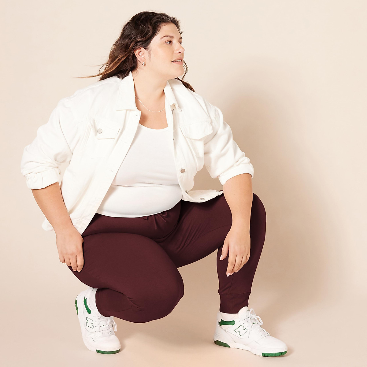 Amazon Essentials Women's Fleece Jogger Sweatpant (Available in Plus Size), Burgundy, X-Small