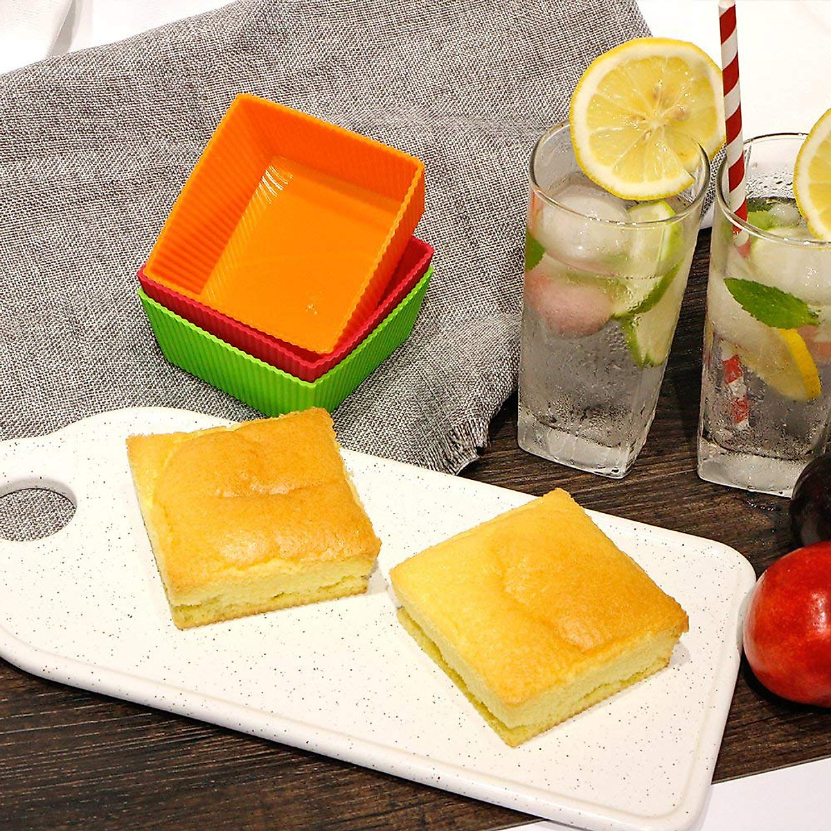 Webake 3.5 Inch Jumbo Baking Cups Reusable Silicone Square Cupcake Liners Non-stick Muffin Brownie Cake Mold (Pack of 8)