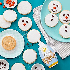 Wilton Cookie Icing - Quick, Easy-To-Use and Ready for Cake and Cookie Decorations, 9 Ounce, White