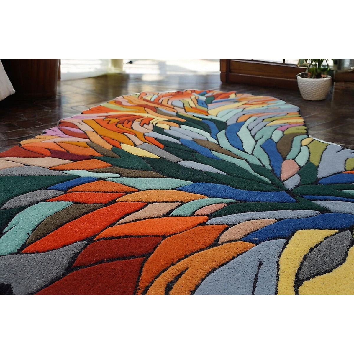 Handmade Irregular Shape Wool Area Rug | Unique Contemporary Botanical Design, Thick & Soft Carpet | Perfect for Living Room, Bedroom Decor (4 x 6 FT)