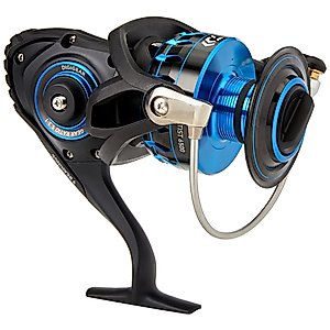 Daiwa Saltist 4000 5.7:1 Saltwater Spinning Fishing Reel - SALTIST4000 Black
