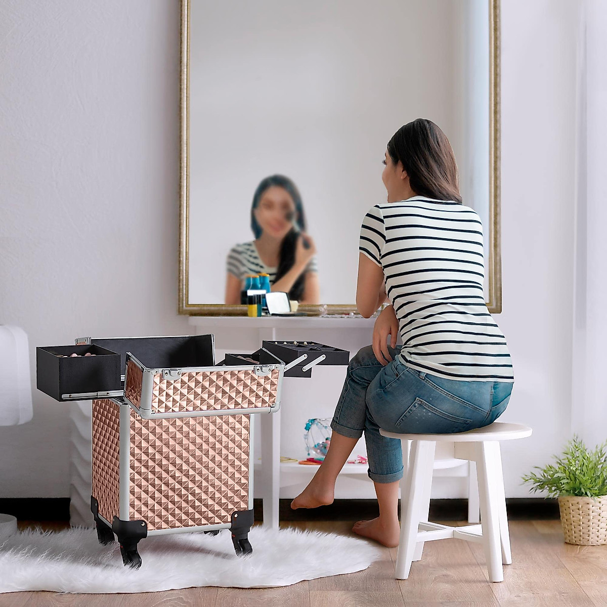 Yaheetech Rolling Makeup Train Case Professional Aluminum Cosmetic Case Large Storage Makeup Trolley with 4 Detachable Removable Wheels, 4 Trays and 1 Cubby with Sliding Rail - Holographic Gold