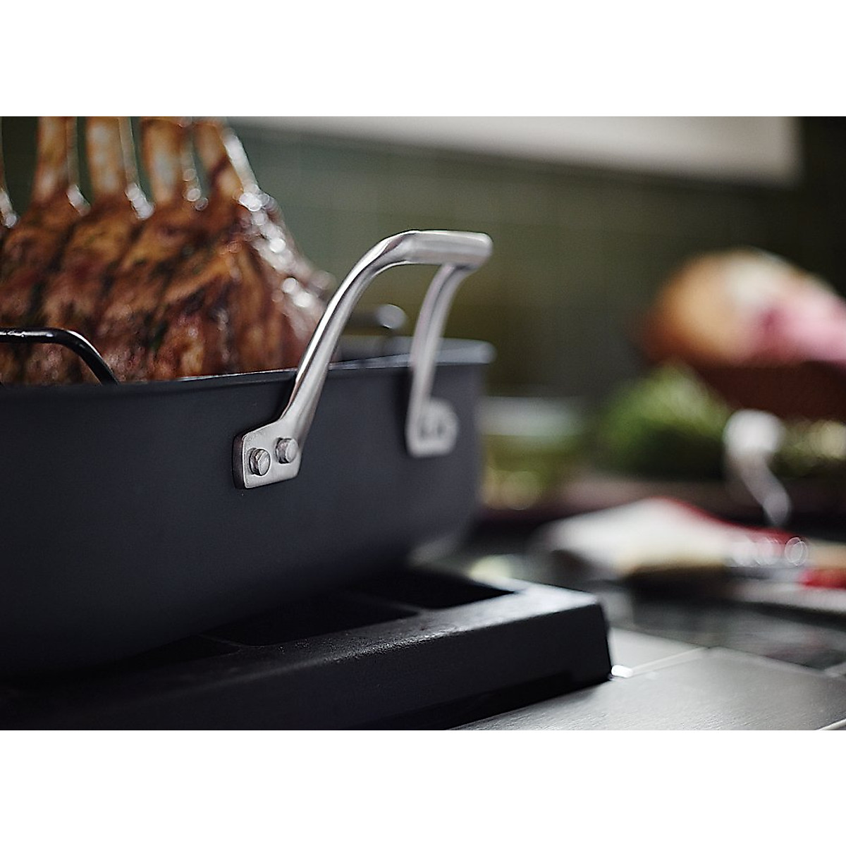 Calphalon 1948255 Signature Hard Anodized Nonstick Roaster Pan with Rack, 16", Black