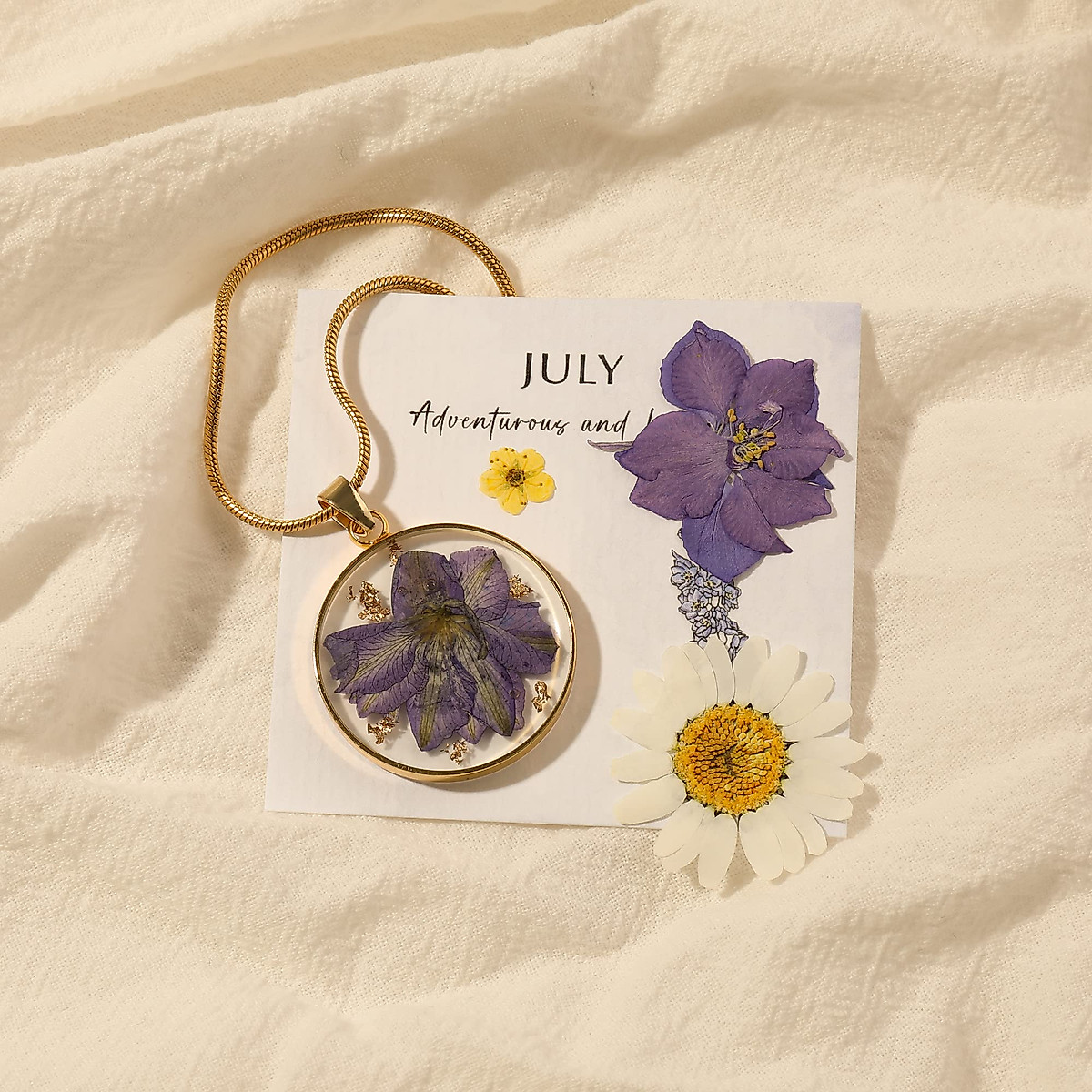 MOLUONAQI Handmade Pressed Flower Pendant Necklace-Birth Flower Women Necklaces, Cute Necklaces, Jonquil Pressed Wildflower Necklace| March Birth Flower Necklace