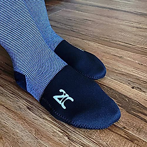 21C 1.5mm Neoprene Toe Warmers (Wear Inside Shoes) - 2 Pairs - 4 Foot Warmer Booties for Cycling, Hiking, Camping, Skiing, Outdoor Sports - Thermal Toe Socks - Size 2