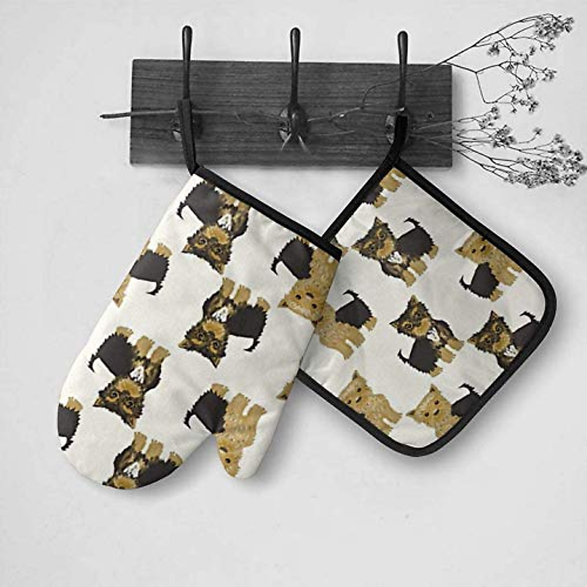 Honge Cute Yorkie Dog Pet Kitchen Waterproof Heat Resistant Oven Mitts and Potholders for BBQ Cooking Grilling