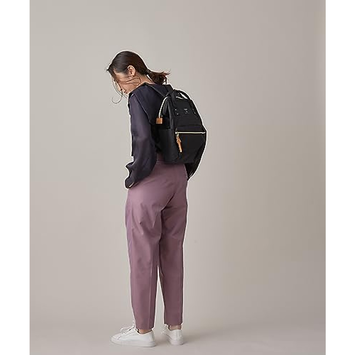 anello(アネロ) Anero ATB0197Z Backpack with Clasp, S, A4 Base, Water Repellent, Multiple Storage, PC Storage, Black