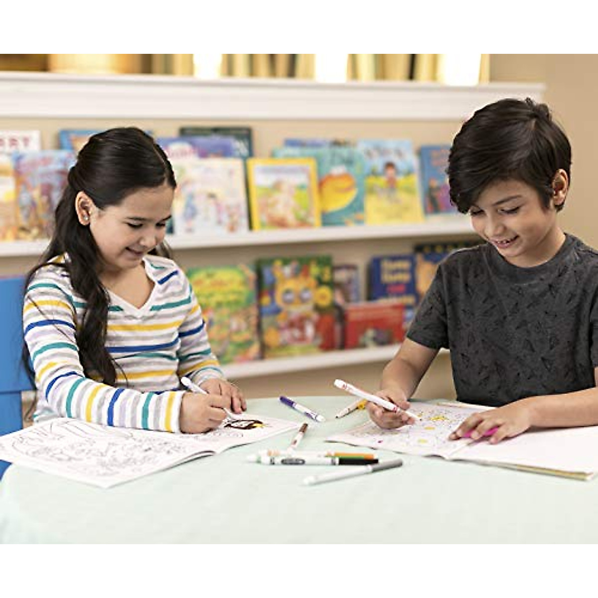 Crayola Ultra Clean Fine Line Washable Markers, Kids Markers For School, Back To School Gifts, 40 Count