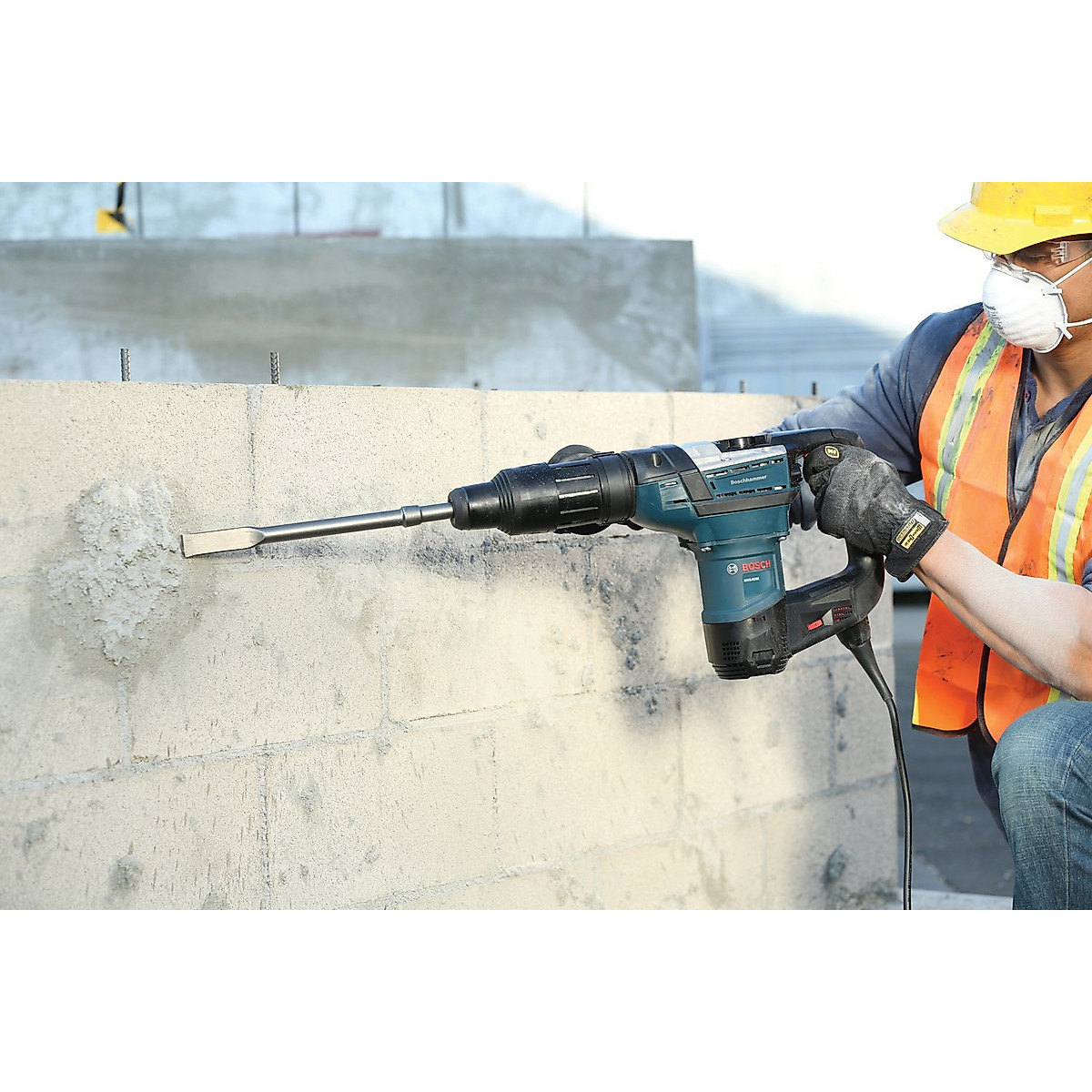 Bosch RH540M-RT 12 Amp 1-9/16 in. SDS-max Combination Rotary Hammer (Renewed)