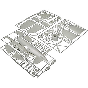 Revell Germany 04781 Vought F4U-1A Corsair Plastic Model Kit (1/32 Scale)