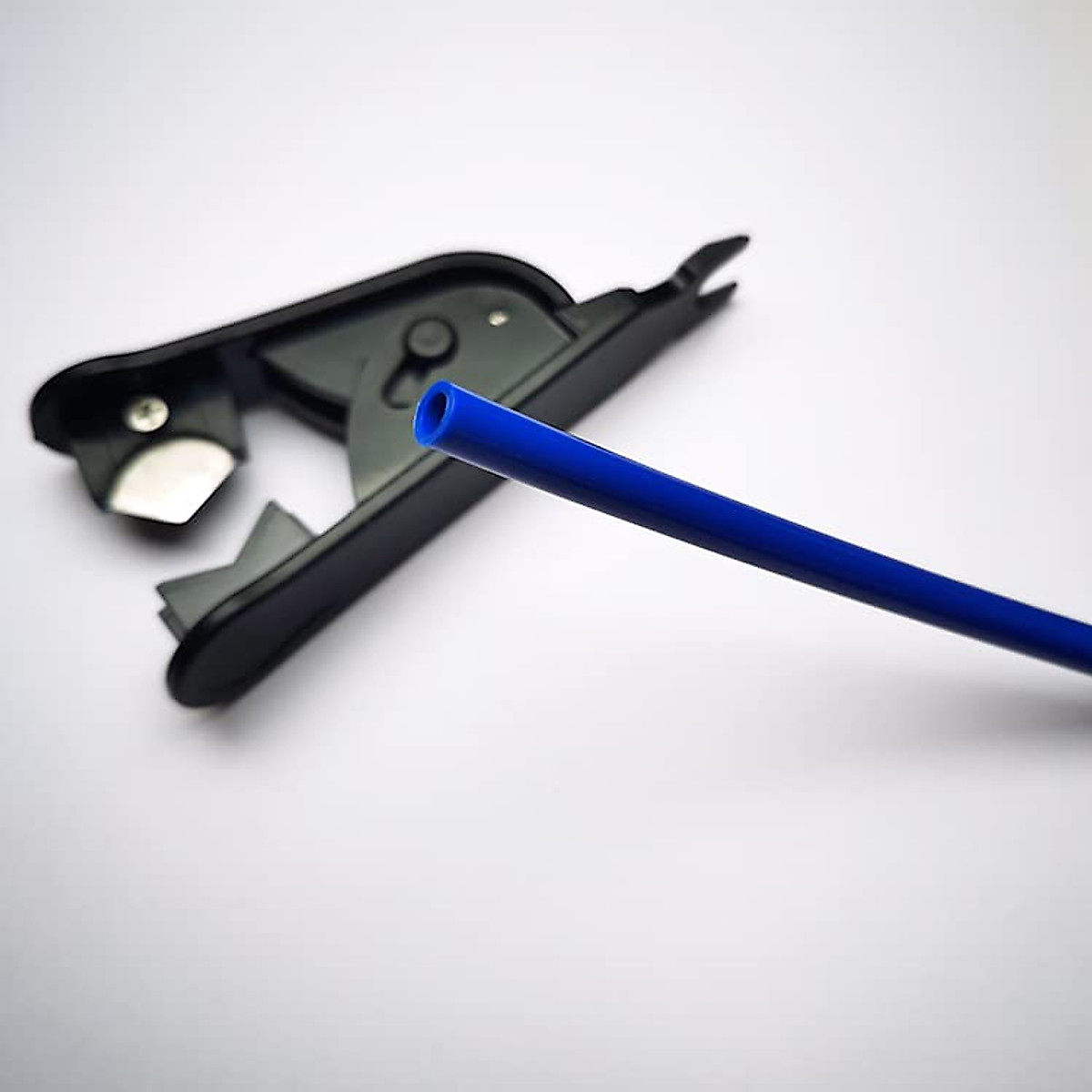 Malida Pipe Tube Hose Cutter Scissors tool,Cuts 1/4" 3/8" 1/2" PVC Nylon PU for Water filters Reverse Osmosis System.