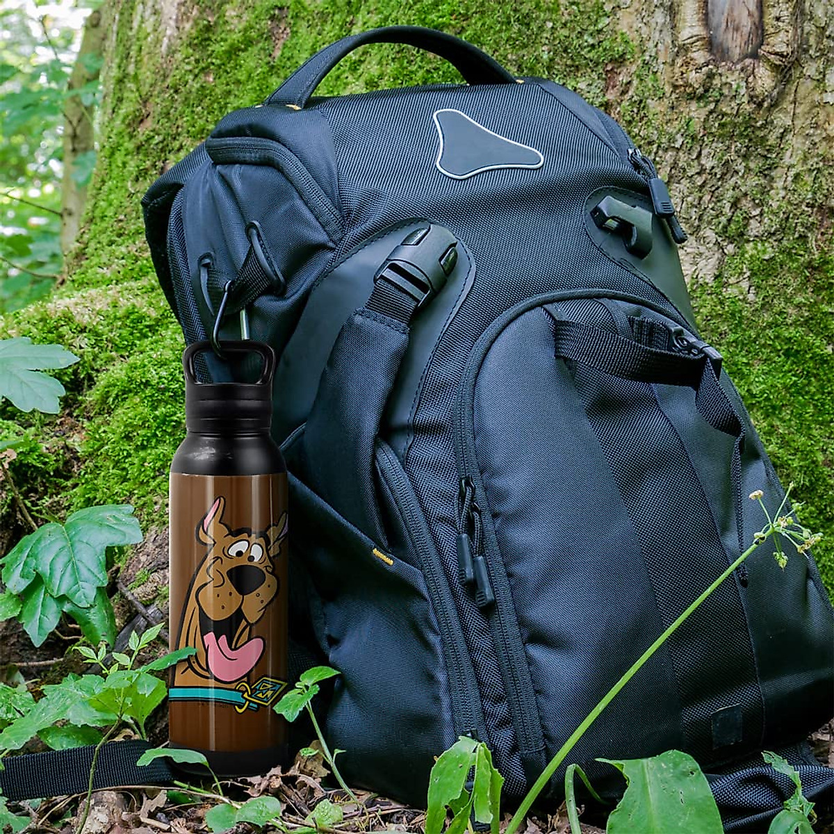 Scooby Doo! OFFICIAL Scooby Happy 24 oz Insulated Canteen Water Bottle, Leak Resistant, Vacuum Insulated Stainless Steel with Loop Cap