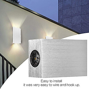 01 Warm White Bulb Wall Mounted Lamp, LED Wall Light, Garden Corridor Lights Garden Lights Home Decoration for Ground/Garden Indoor Outdoor