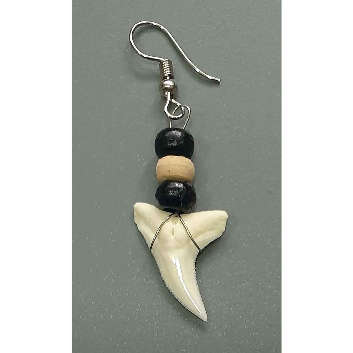Genuine Mako Shark Tooth Earrings, Handmade Wooden Beads Dangle Shark Tooth Earrings for Women Jewelry GA056-A