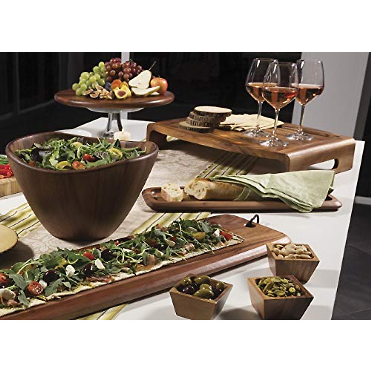 Lipper International Acacia Serving Board