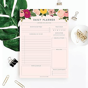 Bliss Collections Daily Planner, Blush Floral, Calendar, Organizer, Scheduler, Productivity Tracker, Meal Prep, Organize Tasks, Goals, Notes, To-Do Lists, 8.5"x11" Undated Tear-Off Sheets (50 Sheets)