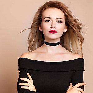 AnalysisyLove Gothic Black Velvet Choker Necklace for Women, Valentines Day Birthday Gifts, Halloween Cosplay Jewelry