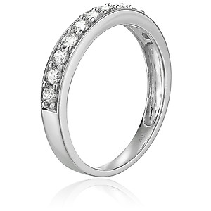 10k White Gold Round Diamond Wedding Band (1/2 cttw, I-J Color, I2-I3 Clarity), Size 7