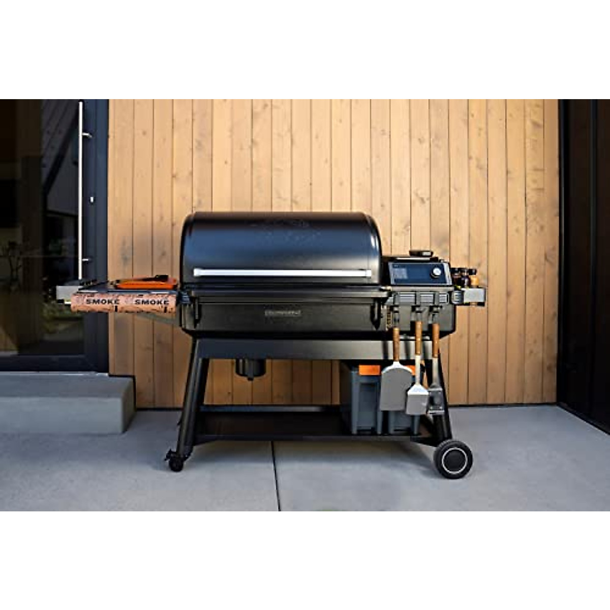 Traeger Ironwood XL Wood Pellet Grill and Smoker with WiFi and App Connectivity,Black