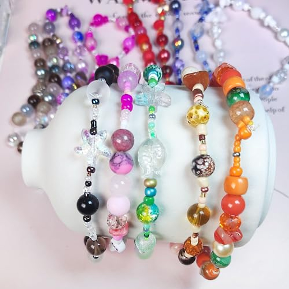 750 Pcs Glass Beads for Bracelets with 200 Acrylic Letters,Mixed Craft Beads Jewelry Making Kit, Glass Beads Bracelet Making Kit, 8mm Round Cystal Beads with Seed Beads for DIY Working