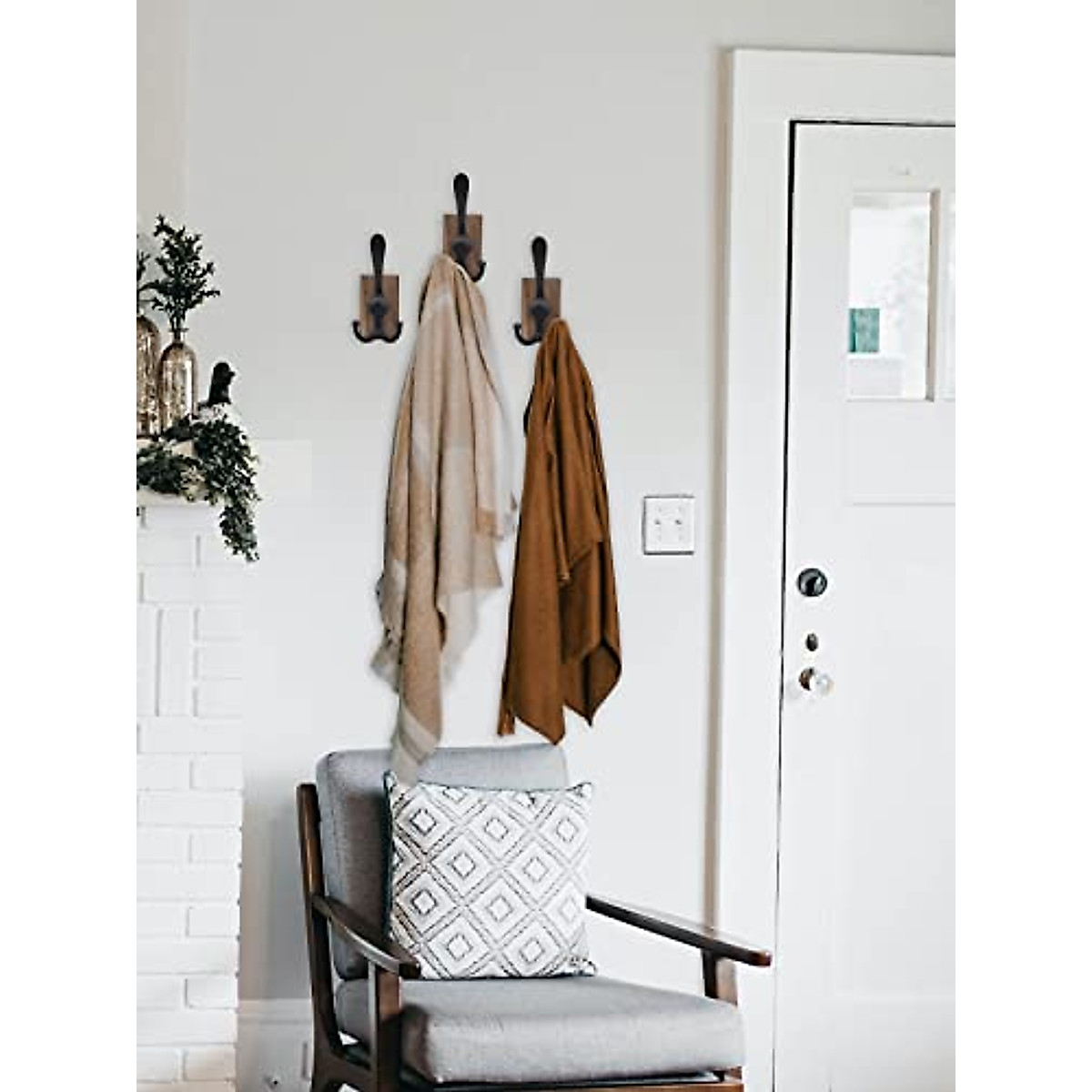 WYTAOHZL 3PCS Coat Hooks Wall Mounted Tri Hooks Wall Coat Rack Large Matte Metal Black Coat Hooks for Wall Heavy Duty Walnut Coat Rack Hooks with 3 Hooks for Coat Hat Towel Mudroom Bathroom Entryway