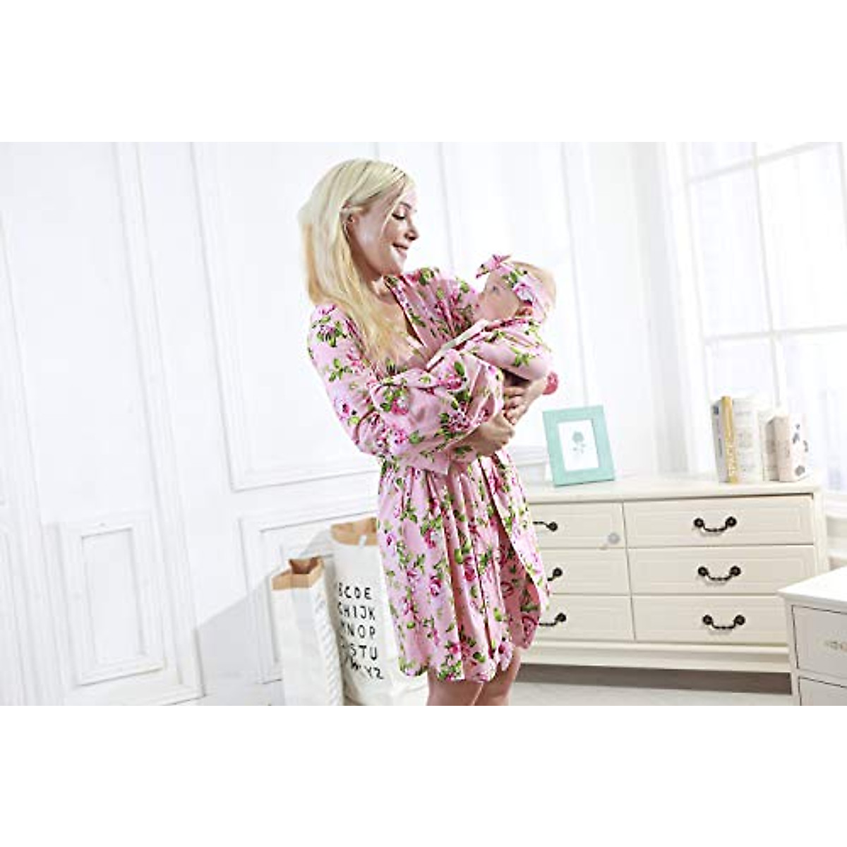 4 Pack Maternity Robe and Matching Baby Swaddle Blanket with Hat Headband Set, Stretchy Knitted Delivery Robe with Pockets and Swaddling Wrap for Mummy and Baby (Pink Flower)