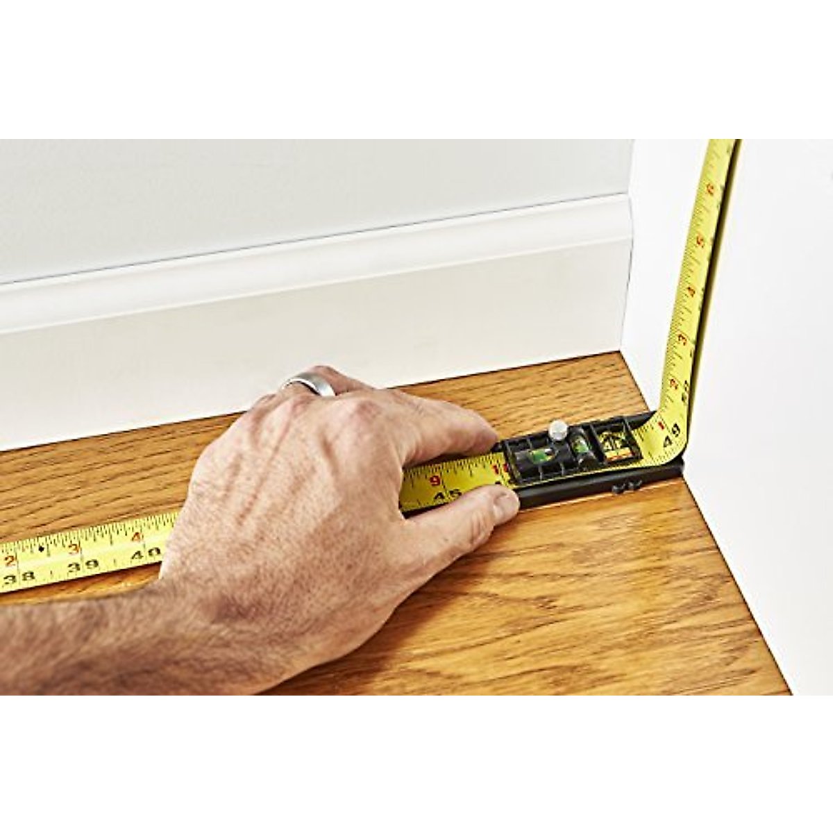 ADD AN INCH TOOL, Measuring tool for exact measurements in corners, accurate level marking and locks for repeated marks.