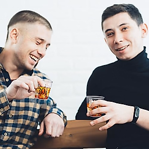 Hushee 300 Pcs 2 oz Cheers to 30 Years Shot Glasses Disposable Cups Plastic Cups 30th Birthday Party Favors for Men Women Birthday Anniversary Wedding Party Supplies (Cheers to 30 Years)