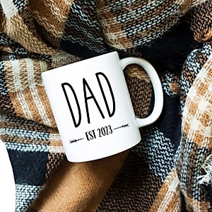 Tipit Drinkware Pregnancy Gift Est 2023 - New Parents Gifts Mommy and Daddy Est. 2023 11 Coffee Mug Gift Set,New to The Crew Romper (3M) - Top Mom and Dad Gift Set for New Parents to Be - Baby Shower