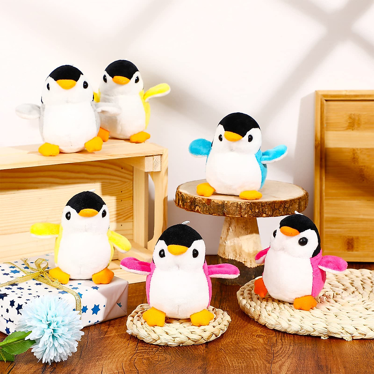 Kasyat 12 Pieces Mini Plush Penguin Stuffed Toys Animal, Cute Small Baby Penguin Stuffed Doll Keyholder Bag Pendant Valentine's Day Birthday Party Favor Present for Boys Girls(Classic Style)