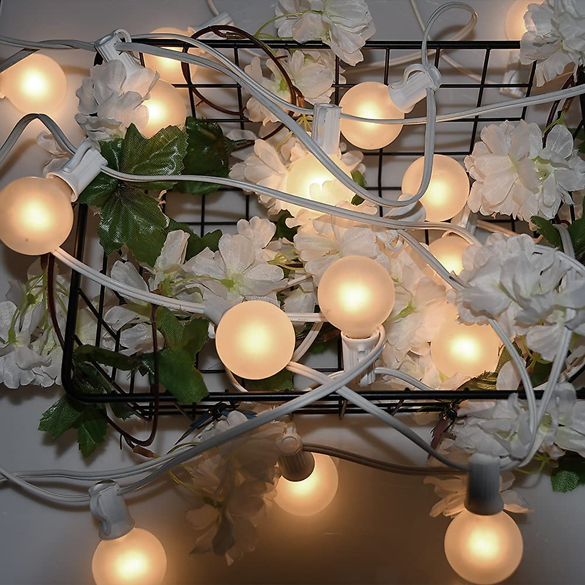 Pallerina G40 Frosted Replacement Bulbs, 25 Pack 5 Watt G40 Replacement Light Bulbs for string lights with 12/C7 Candelabra Base, G40 Incandescent Bulbs for Indoor Outdoor Decorative