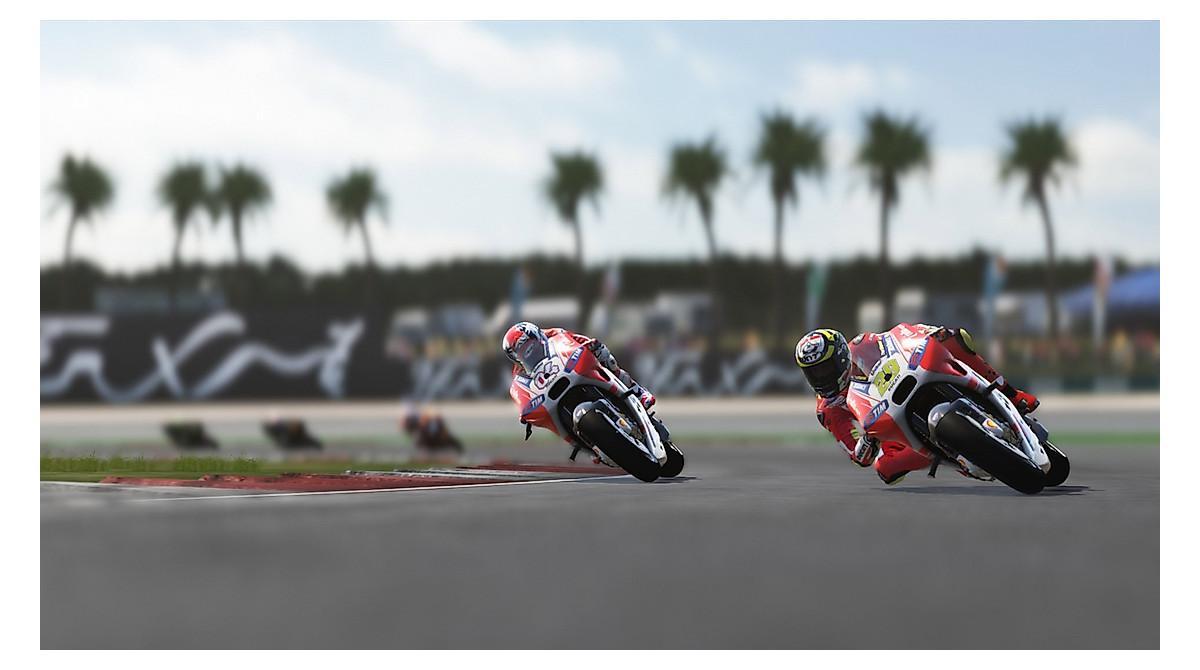 Moto GP 15 Xbox One Game – Realistic Motorcycle Racing