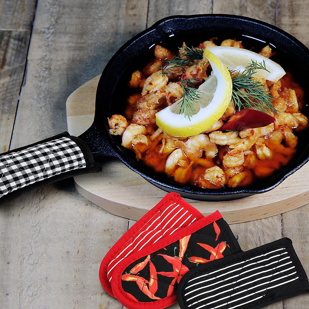 7 Pieces Hot Handle Holders Non-Slip Skillet Pot Holders Heat Resistant Non-Slip Machine Washable Handle Cover for Home Kitchen, BBQ and Baking Supplies