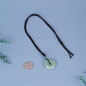 TIKCAUZ Donut Pendant Necklace Crystals and Healing Stones Reiki Coins Aventurine Pendant Necklace Natural Gemstone Jewelry Adjustable Crystal Necklace Gifts for Women Men