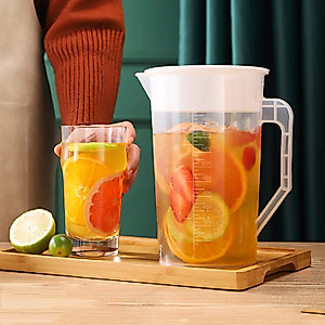 1 Gallon/ 4L Plastic Plastic Straining Pitcher with Lid, Large Clear Water Carafe Jug Juice Mixing Pitcher with Strainers Cover, Handles, Measurements for Ice Tea Hot Cold Coffee Mix Drinks. (Pink)