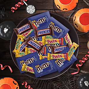 Mars SNICKERS, M&M'S Caramel, TWIX & MILKY WAY Caramel Variety Pack Fun Size Caramel Chocolate Candy Bar Assortment (33.43oz, 55 pieces) Bag