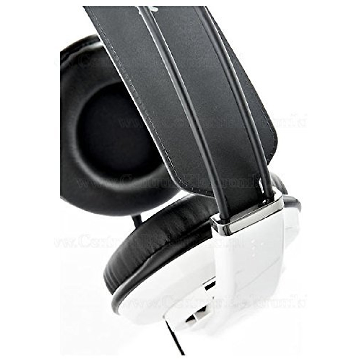 Superlux HD-681 EVO Professional Monitoring Headphones, White