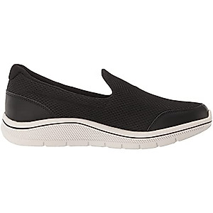 Skechers Women's Arch Walk Relaxed Fit Slip On Golf Shoe Sneaker, Black/White, 8.5