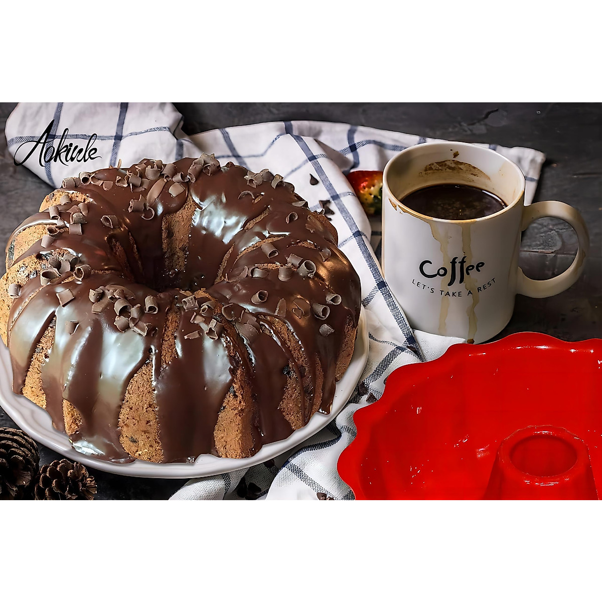 Aokinle European Grade Top-Level Silicone Cake Mold, Non Stick 9 inch Fluted Tube Cake Pan for Bakeware for Cake, Jello, Gelatin, Bread, Monkey Bread, Brownie, Round baking pan, BPA Free Bakeware