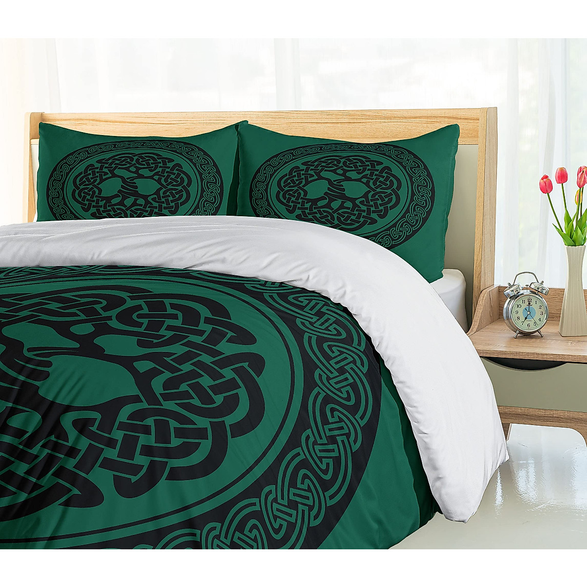 Ambesonne Celtic Duvet Cover Set, Monochrome Tree of Life Illustration Timeless European Motif, Decorative 3 Piece Bedding Set with 2 Pillow Shams, King Size, Forest Green Black