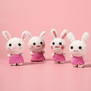 Berggers Soft Amigurumi Yarn for Crocheting with Easy-to-See Stitches Chunky Yarn Bulk, Knitting & Crochet Supplies for Beginner to Crochet Amigurumi and Others-Black Yarn