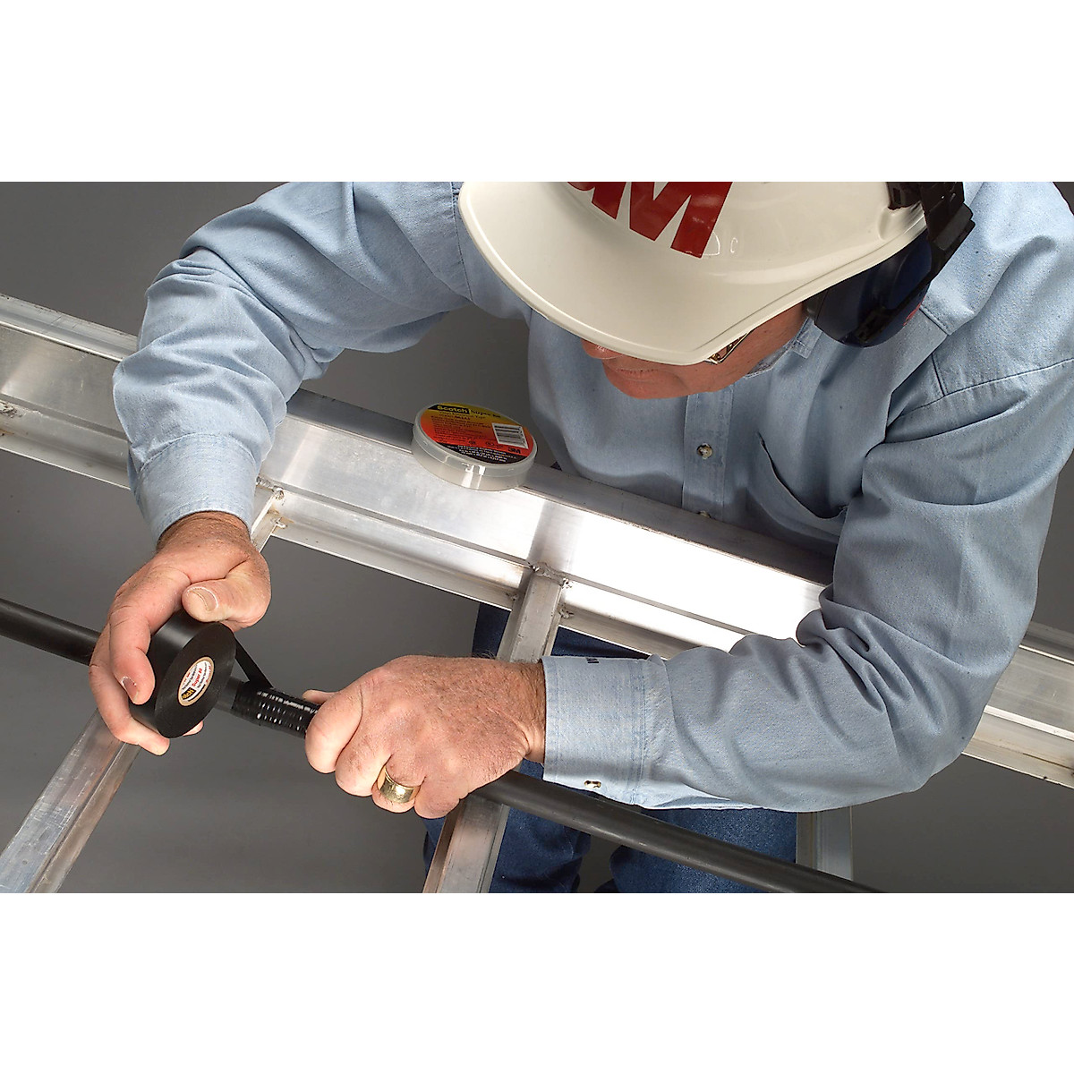 3M Scotch Vinyl Electrical Tape Super 88, 3/4 in x 44 ft, Black, 1 roll, Premium Grade, Rubber Resin Adhesive, PVC Backing, All-Season Heavy Duty Electric Tape