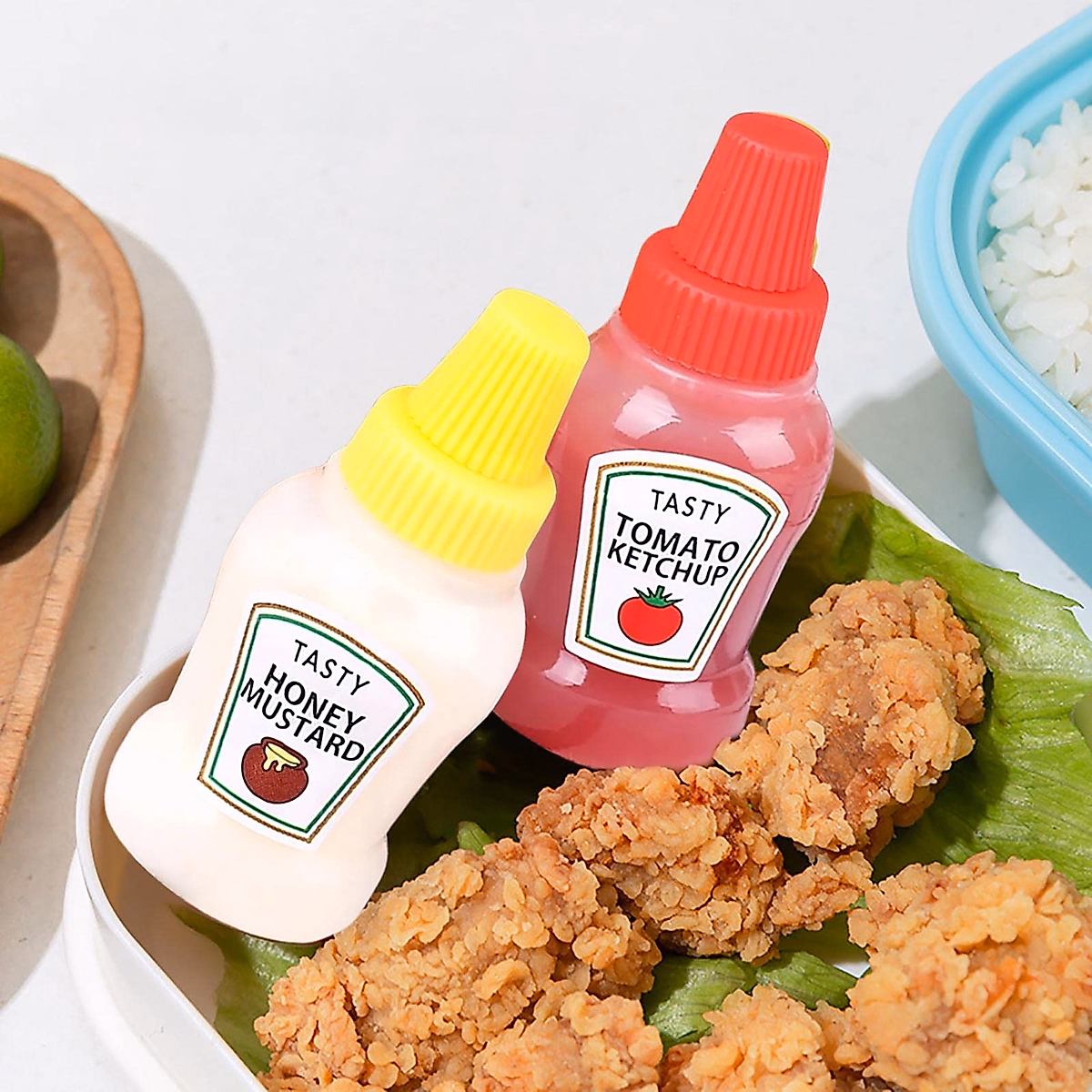 Littryee 2PCS Mini Ketchup Bottles, Refillable Salad Dressing Tomato Ketchup Squeeze Containers Bottle, Portable Condiments Jars Salad Dressing Container Bottle for Kids Adults Bento Box