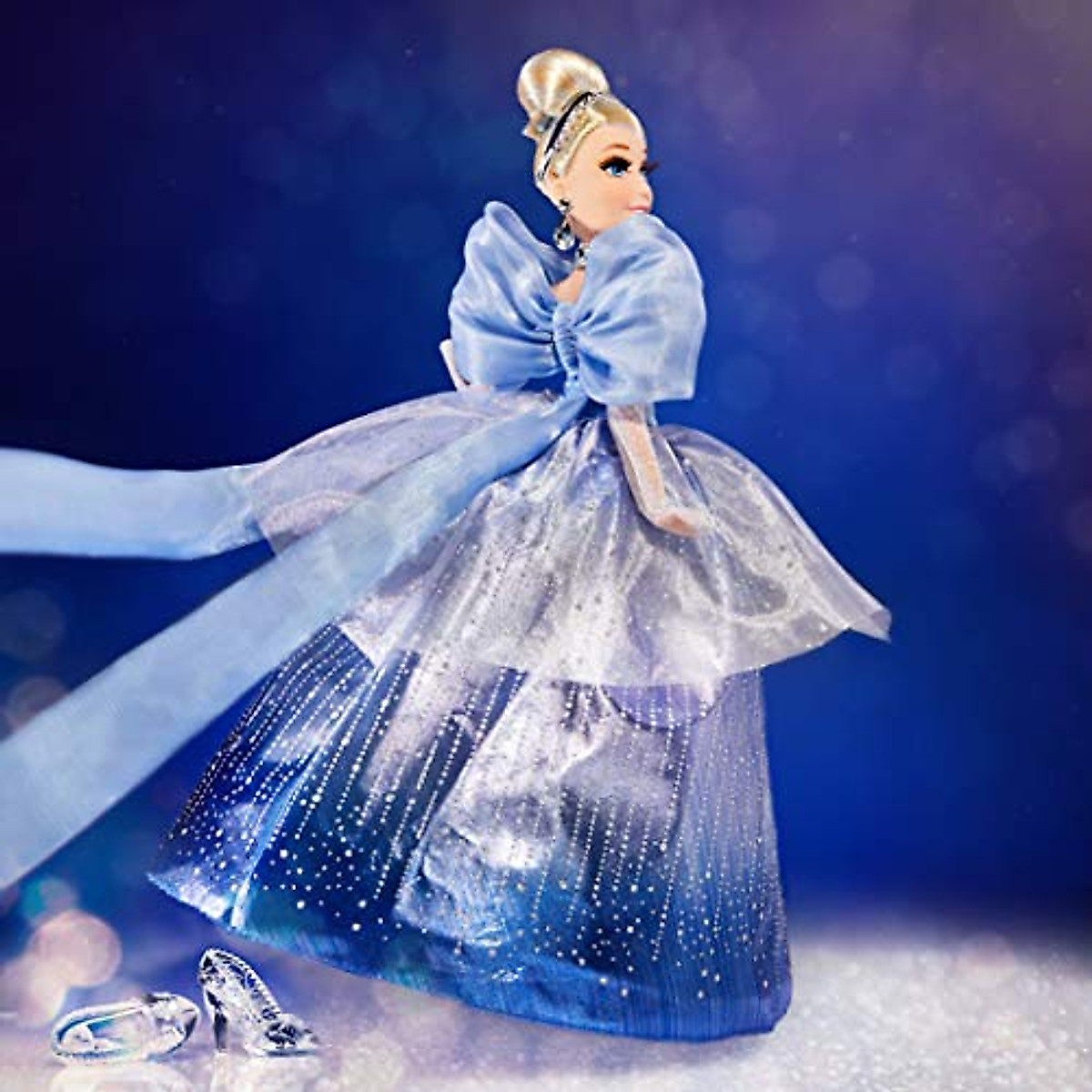 Disney Princess Style Series Holiday Style Cinderella, Christmas 2020 Fashion Collector Doll with Accessories, Toy for Girls 6 Years and Up