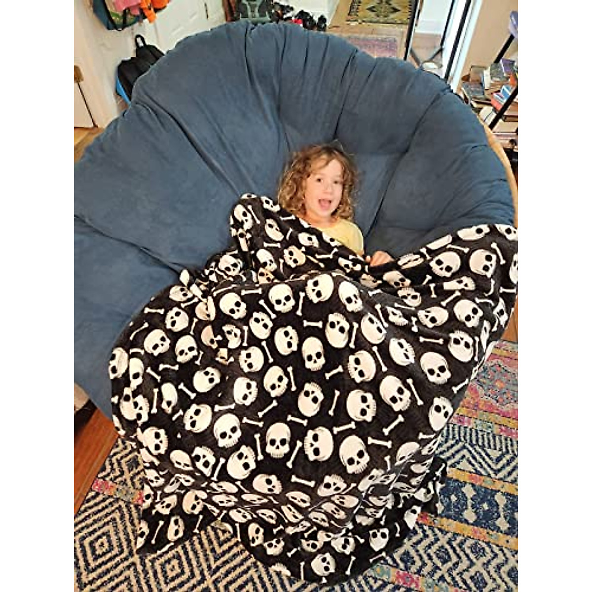 Décor&More Happy Halloween Microplush Throw Blanket (50In x 60In) - Creepy Skull