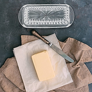 STOBAZA Cream Cheese Crystal Glass Butter Dish with Lid 1 Set Classic Butter Keeper for Countertop European Covered Butter Tray with Lid Dessert Dish Cookie Dish Fruits Dish for Home Food Containers