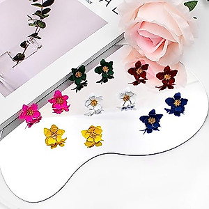 Ronglry 6pcs Boho Flower Stud Earrings for Women Chic Flower Statement Earrings Summer Earrings Flower Shaped Earrings with Gold Bud Hawaiian Earrings for Women Floral Earrings Jewelry Gifts-6pcs